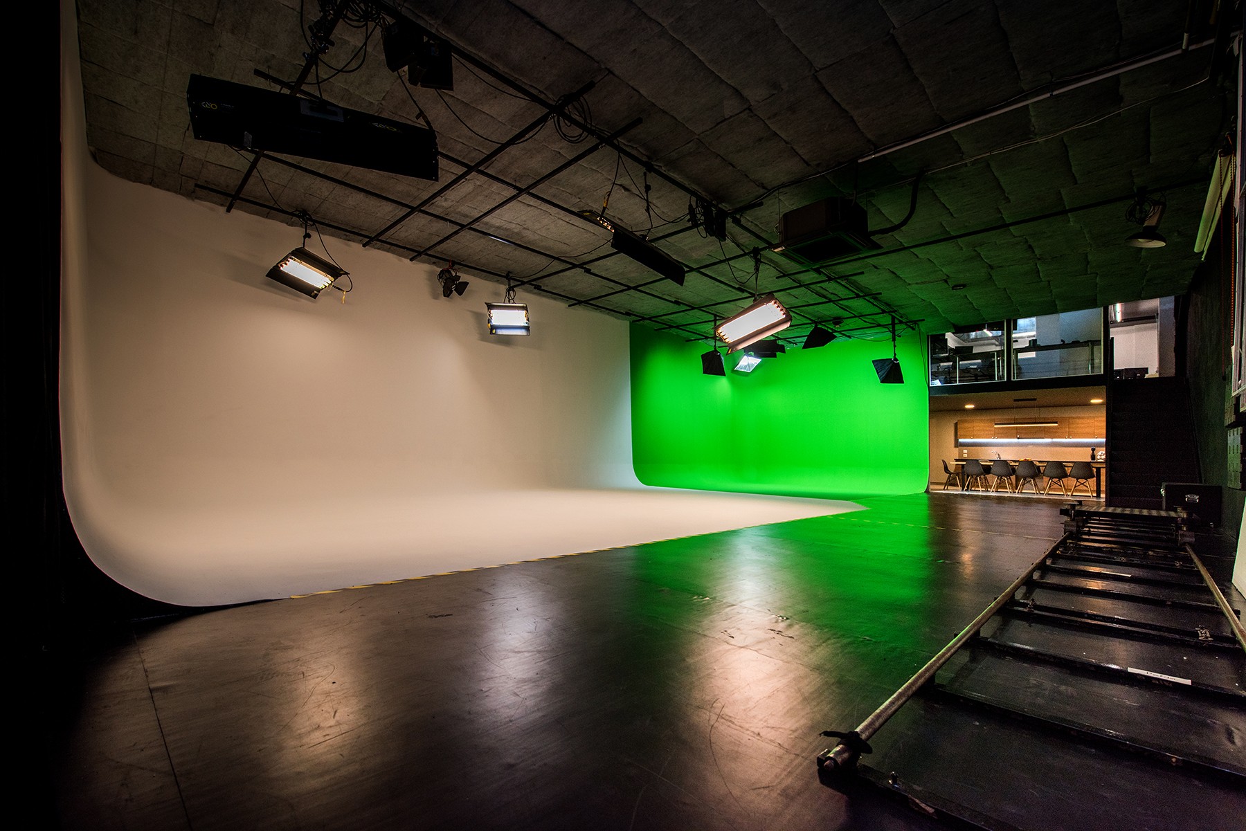 WASP Studio - High Quality Studio and Photo / Video Services